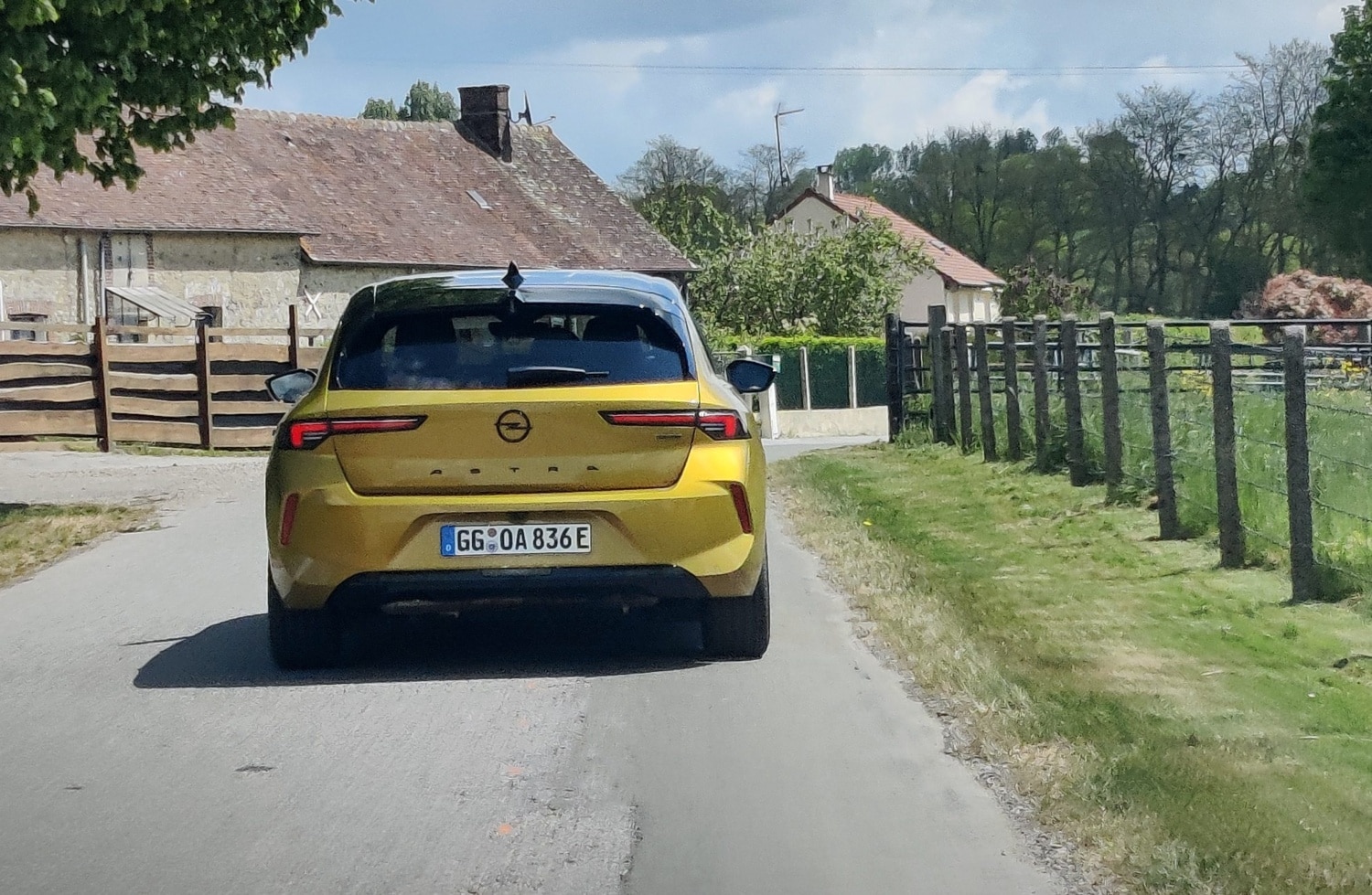 Essai nouvelle Opel Astra : le jour et la nuit – Masculin.com