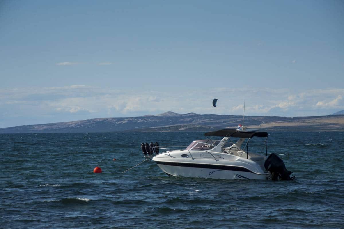 Ce qu’il faut prendre en compte lors de l’achat d’un bateau d’occasion ... Ce qu’il faut prendre en compte lors de l’achat d’un bateau d’occasion ...